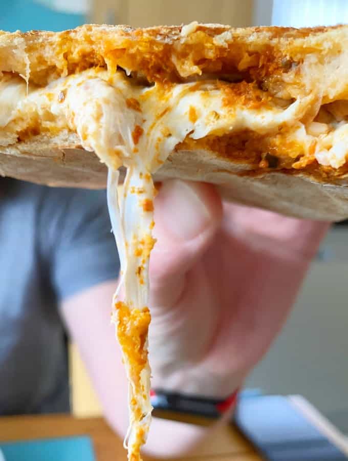 Grilled Cheesy Chicken Sandwiches | Newbie In The Kitchen