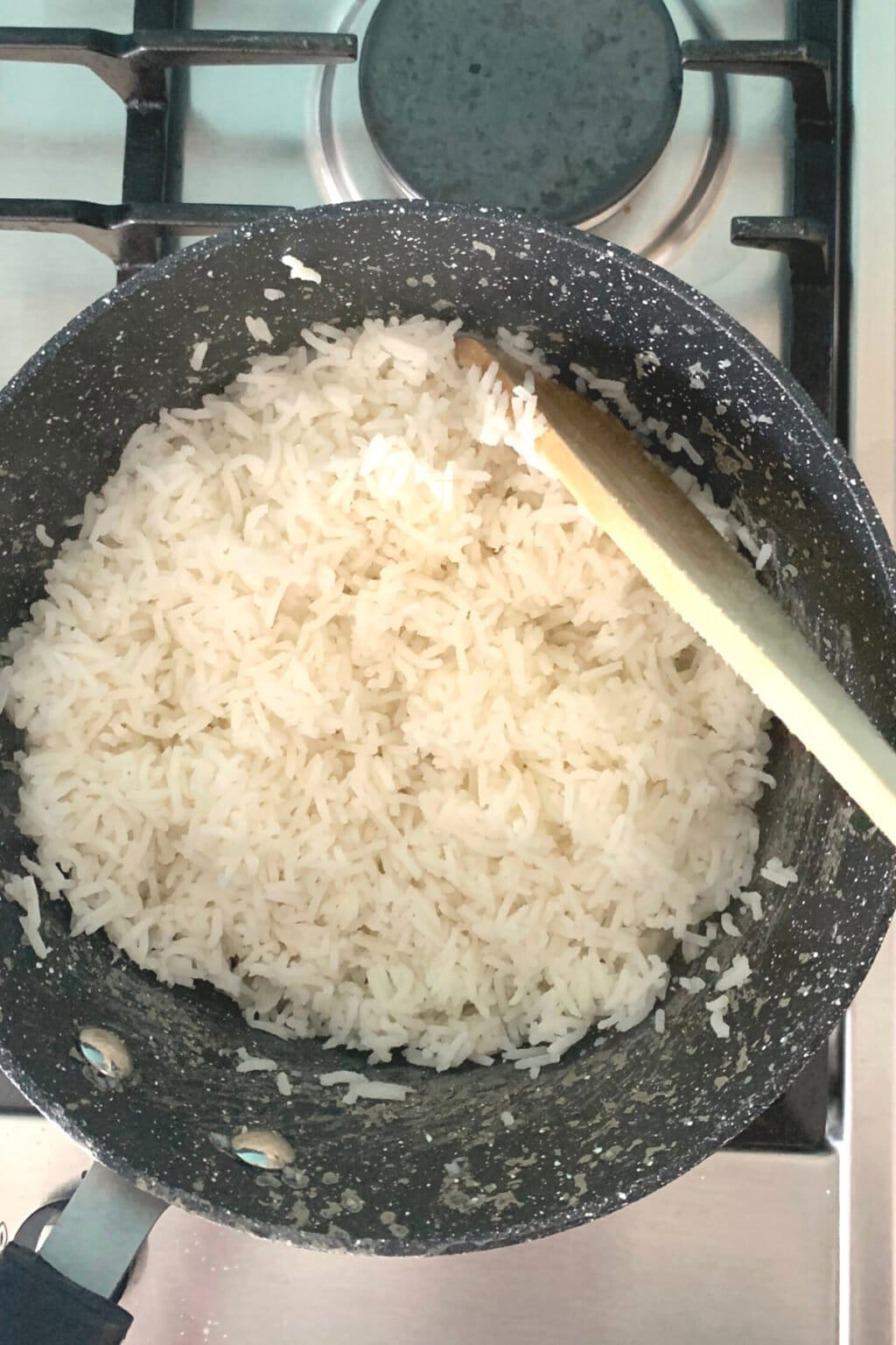 The Easy Way To Cook Rice | Newbie In The Kitchen