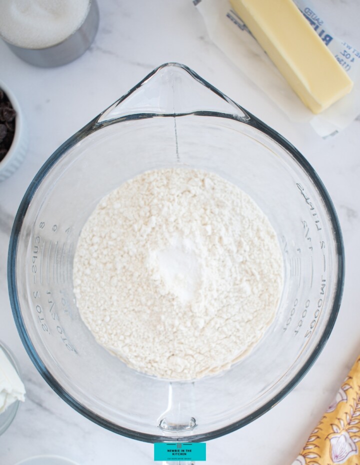 Easy Cream Cheese Chocolate Chip Cookies | Newbie In The Kitchen