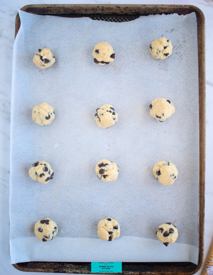 Easy Cream Cheese Chocolate Chip Cookies | Newbie In The Kitchen