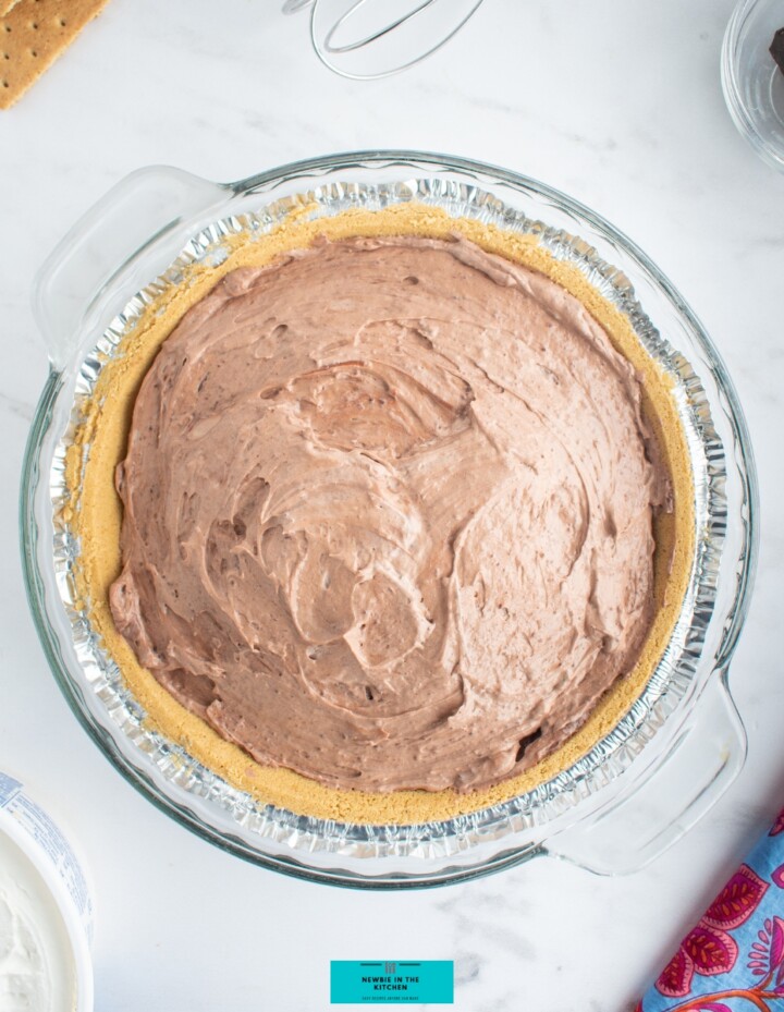Easy Chocolate Pudding Pie | Newbie In The Kitchen